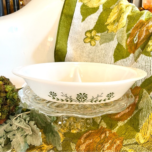 Kitchen | Vintage Oval Pyrex Glasbake Green Crazy Daisy Divided ...
